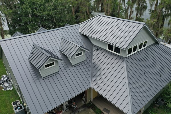 Clipless Snap-Lock Panels for Roofs & Exterior Walls | Vancouver